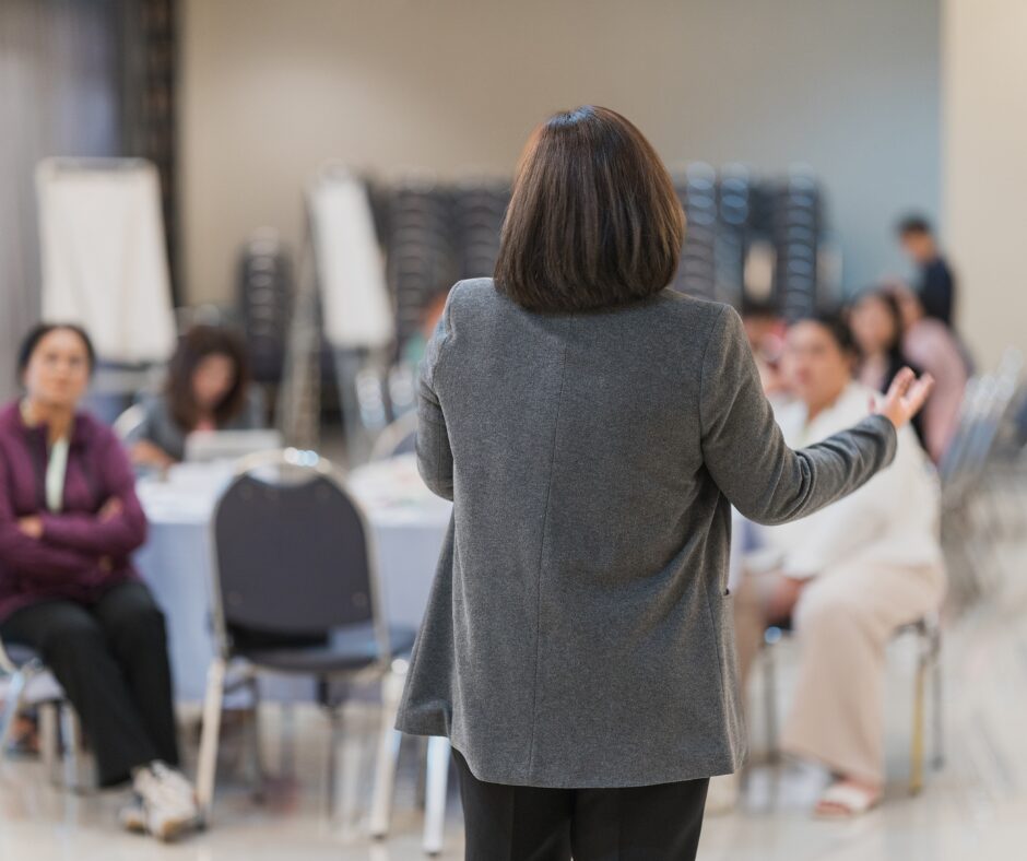 Accelerating the Shift: Mastering the Transition from Traditional Training to VILT or eLearning ...